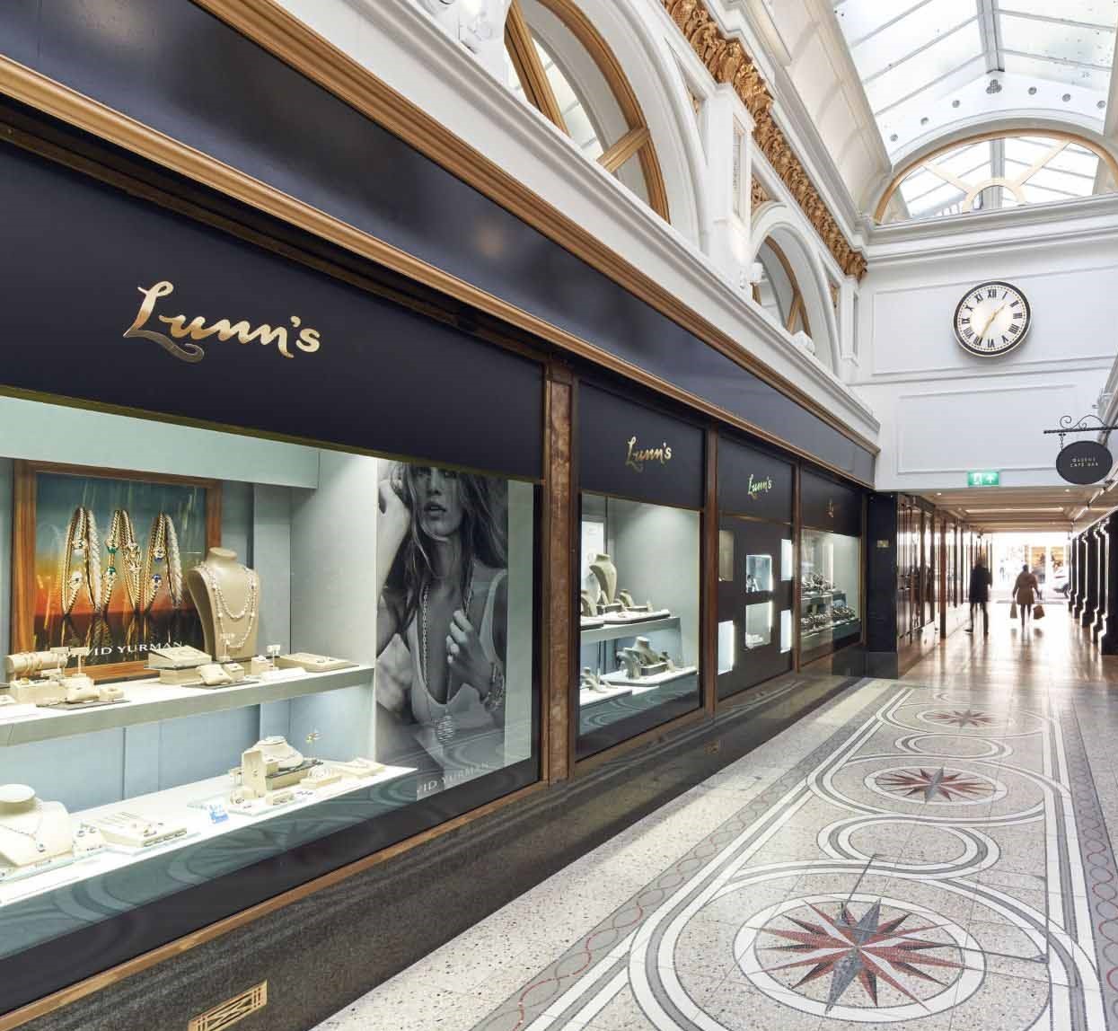 Lunn’s – Queens Arcade